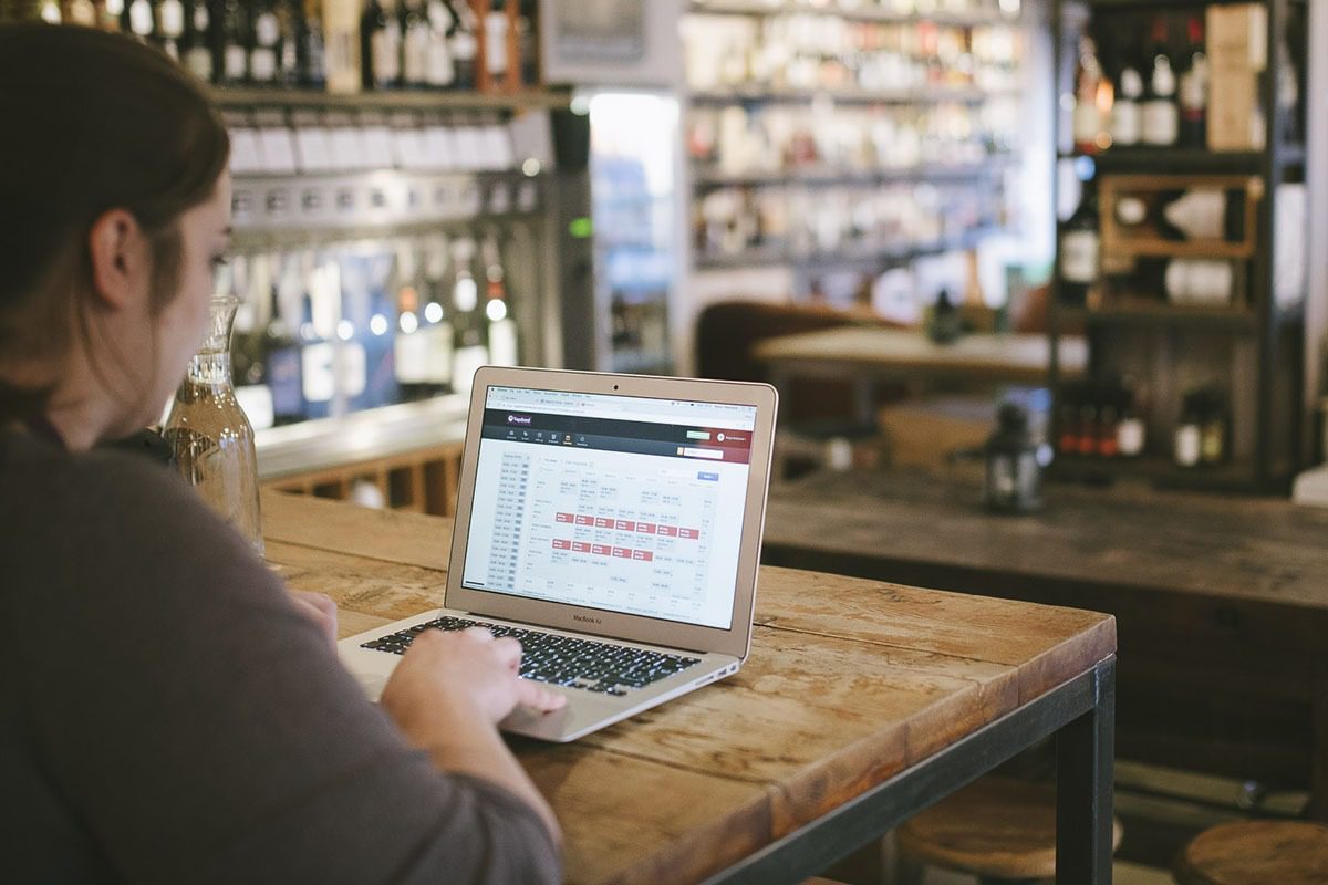 Store Managers And General Managers: Let Them Lead! - Bizimply